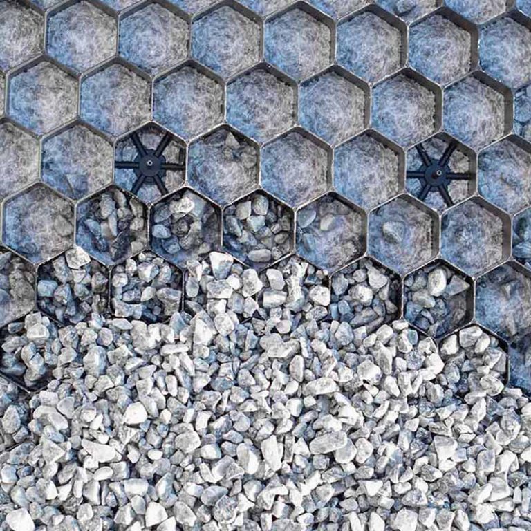 EuroGravel | EuroGravel PLUS | Advantageous and strong gravel stabilisation